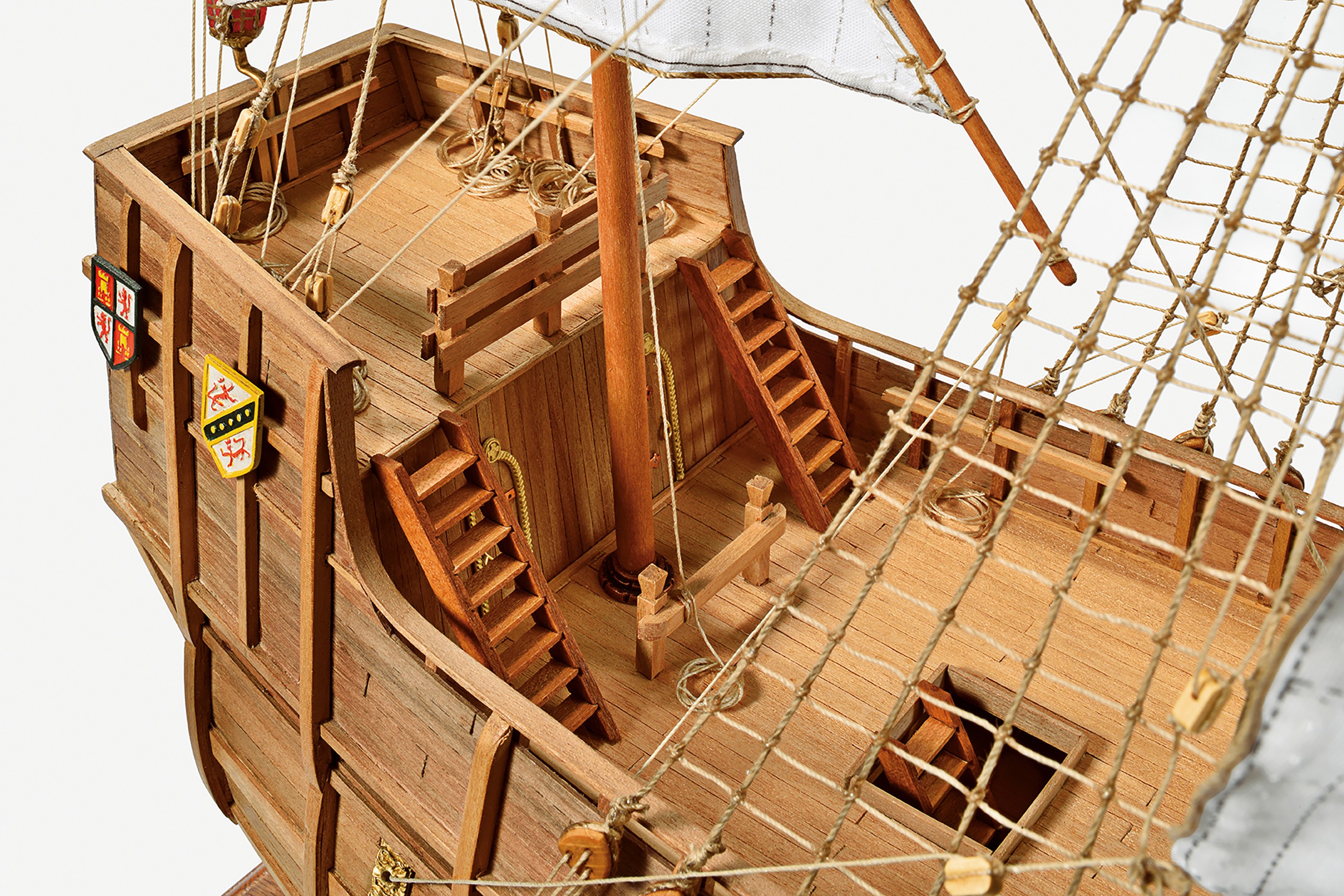 Kit de modelo Santa María Carabela (1:65) - Amati Model