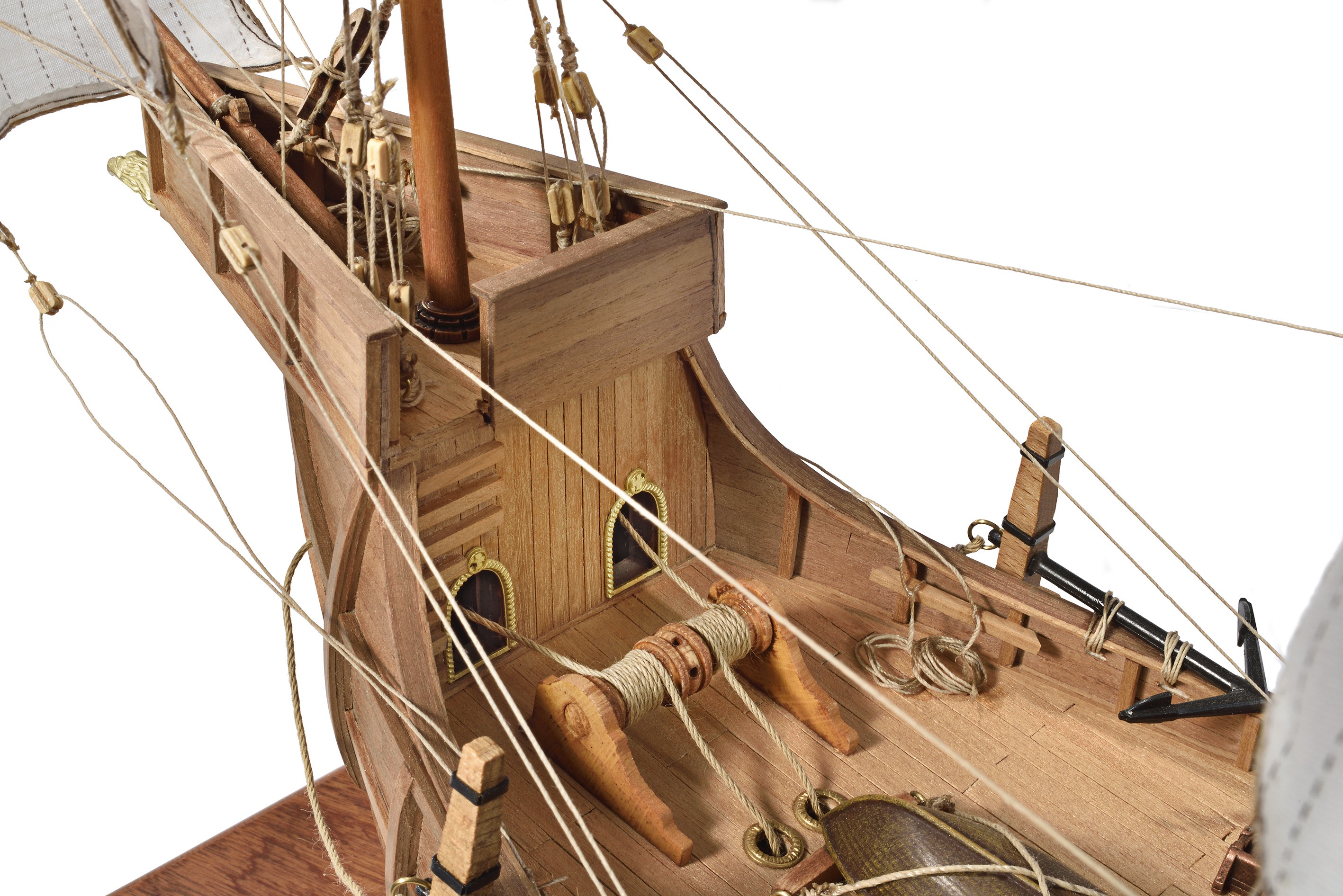 Santa Maria Caravel: Wooden Model Kit (1:65) - Amati Model
