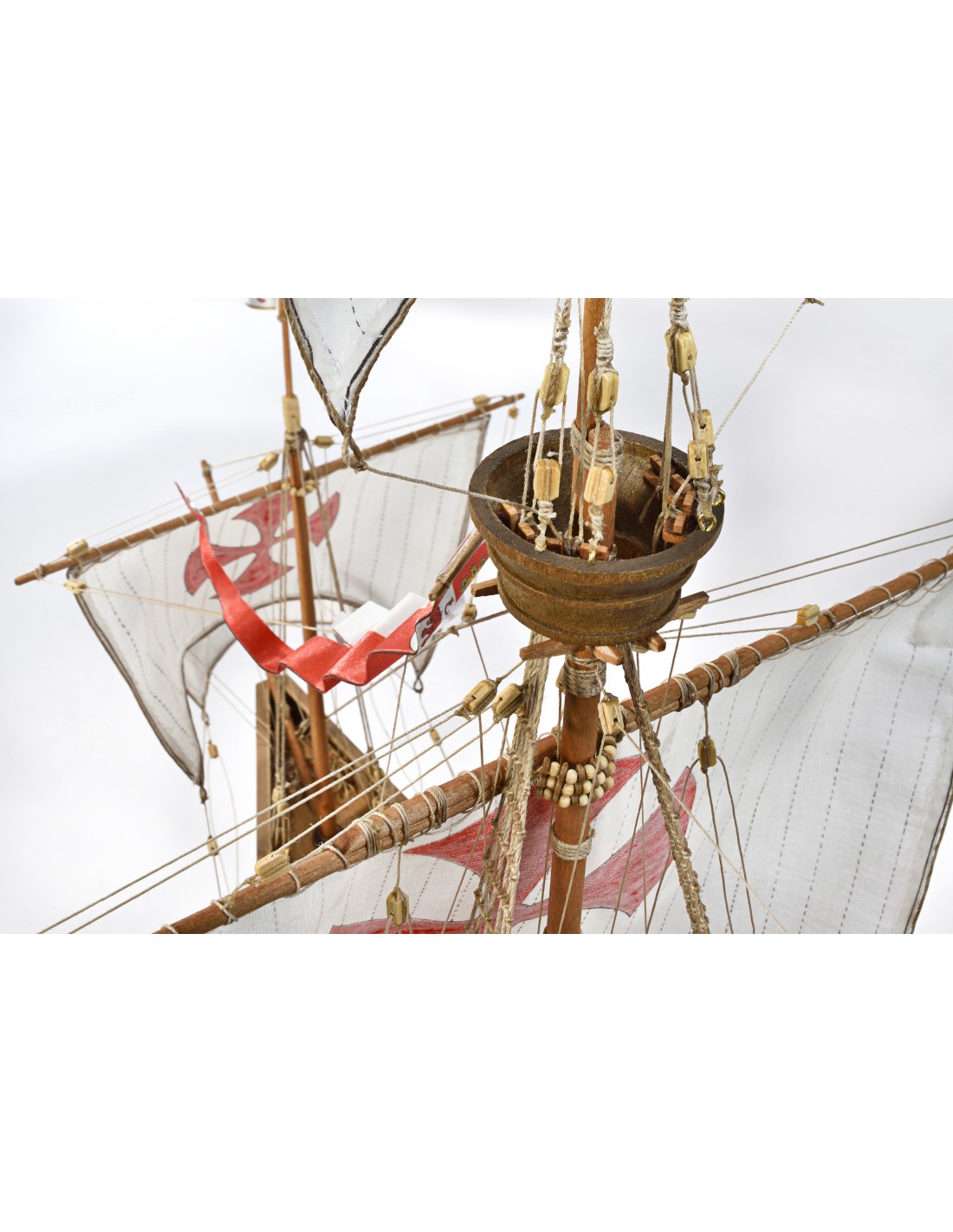 Santa Maria Caravel: Wooden Model Kit (1:65) - Amati Model