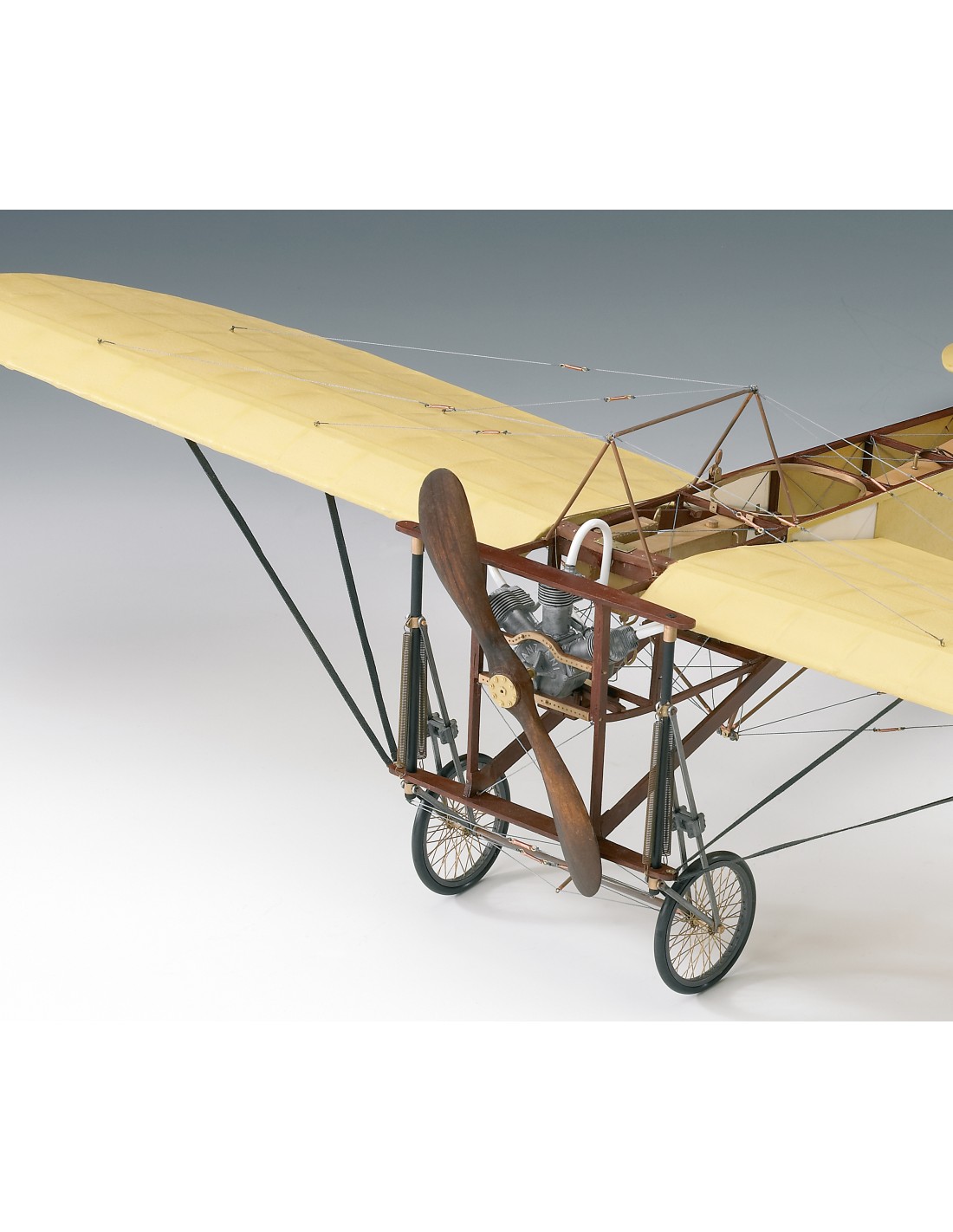 Kit d'assemblage d'avion Blériot XI - 1:10 - Amati Model