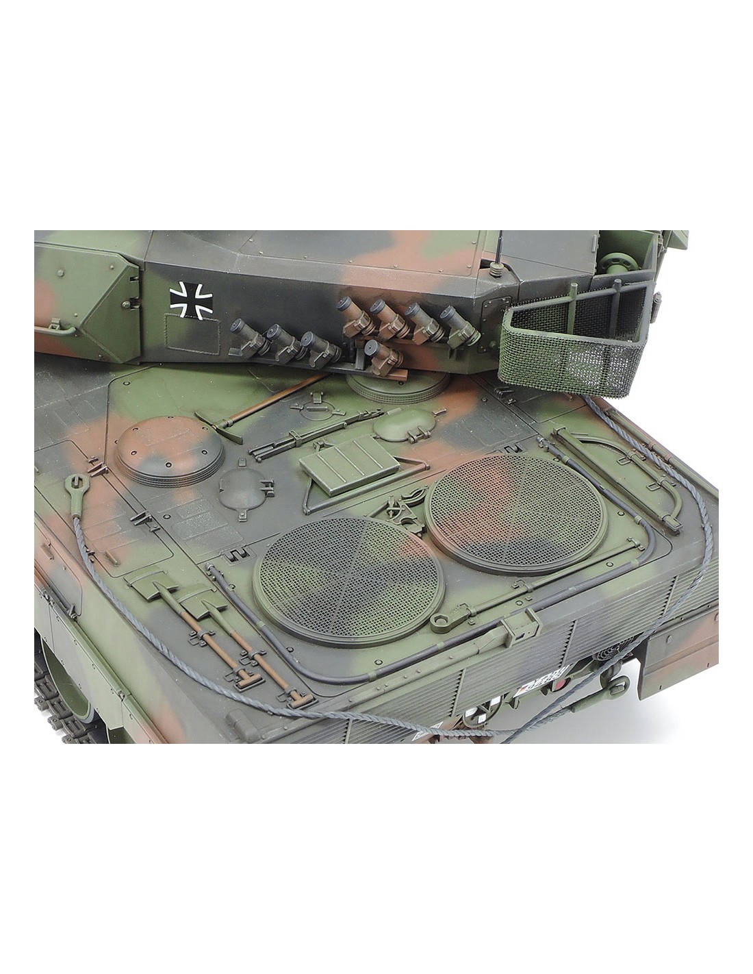 Leopard 2 A6 1:35 – Modern German Battle Tank | Amati