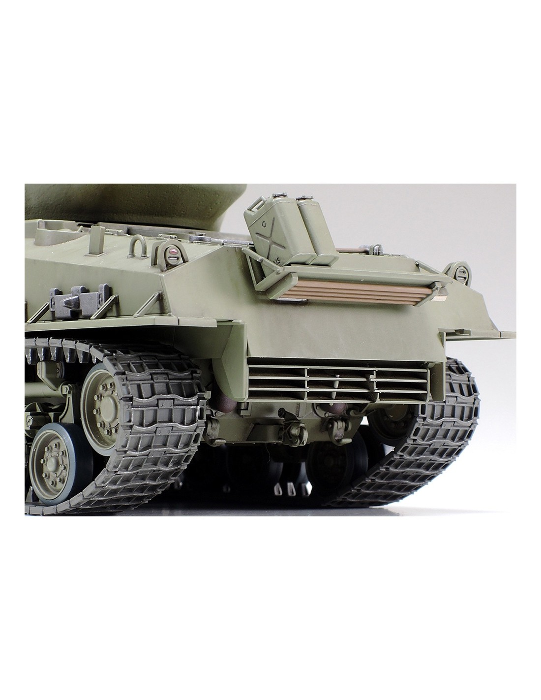 M4A3E8 Sherman Easy Eight 1:35 | Amati